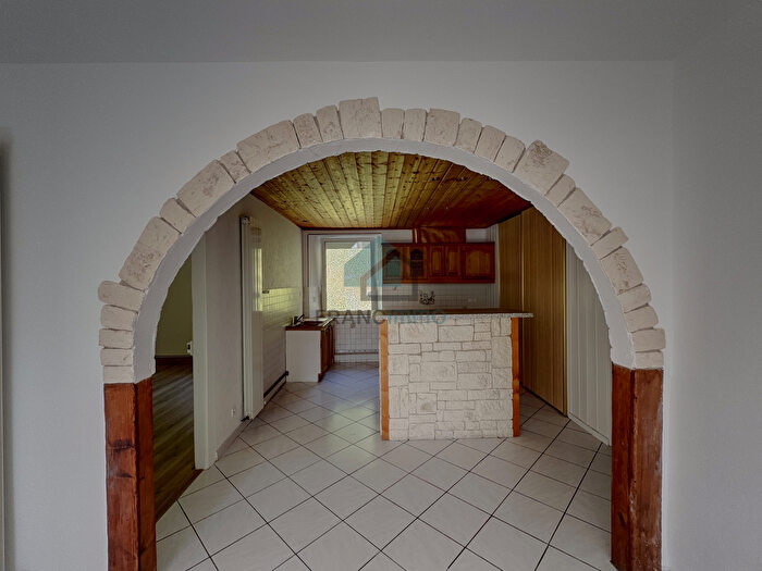 Appartement 2 pièces à Pont-de-Roide-Vermondans, à louer