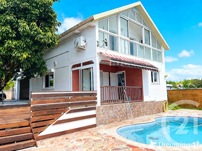 Sainte-Suzanne, Quartier Français, Sainte-Vivienne : Maison 6 pièces à vendre