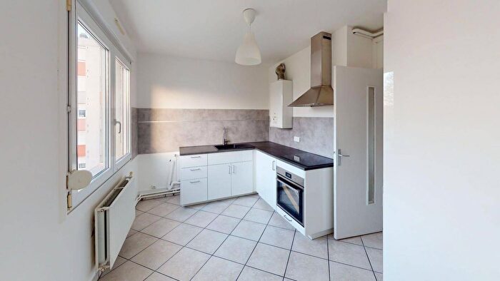 Appartement à louer - Drogon-Dunant-De Gaulle, Yutz - 3 pièces - 2 chambres