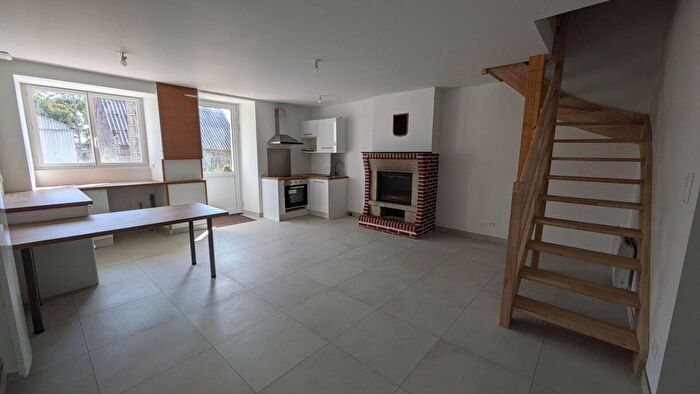 Maison à louer - Saint Dolay - 5 pièces - 4 chambres