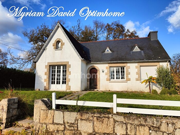 Maison à vendre - Rostrenen - 4 pièces - 3 chambres