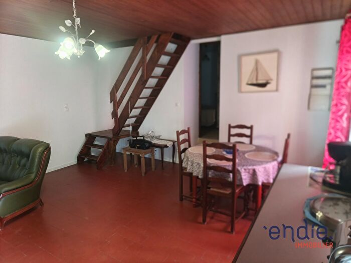 Maison 3 pièces à Murat, à vendre