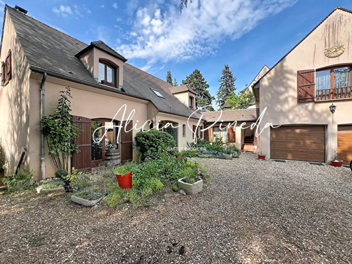 Maison 6 pièces à Thoiry, à vendre