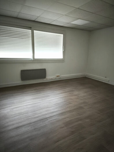 Appartement à vendre - Saint-Yrieix-la-Perche - 1 pièce