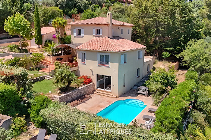 Maison 9 pièces à Toulon, La Serinette, La Barre, à vendre