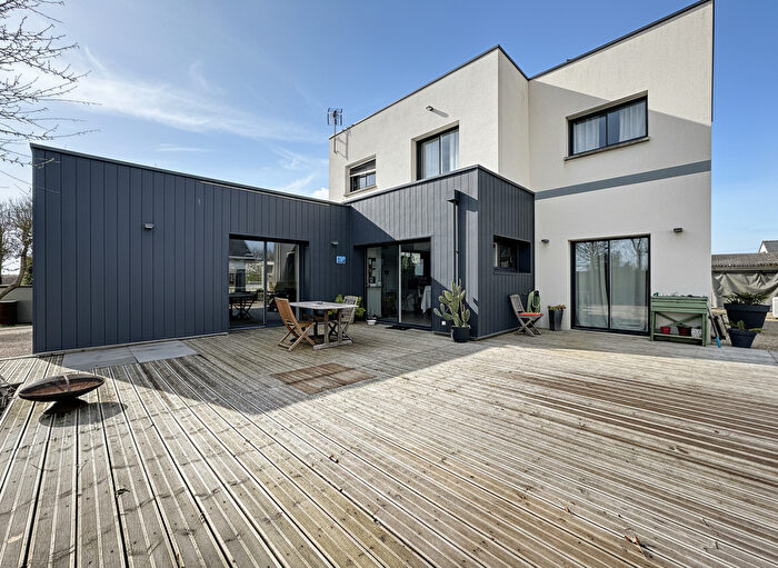 Maison à vendre - Notre-Dame-dAllençon - 6 pièces - 4 chambres