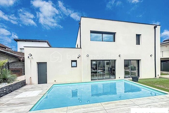 Maison à vendre - Poisat - 6 pièces - 4 chambres