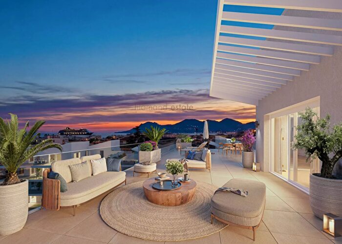 Appartement 4 pièces à vendre à Cannes, Californie Pezou