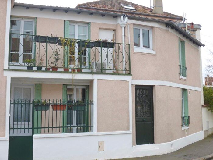 Maison 3 pièces à Nanterre, Centre-ville, à louer