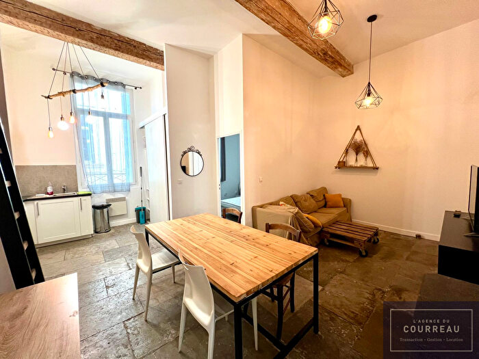 Appartement 2 pièces à Montpellier, Centre historique, à louer