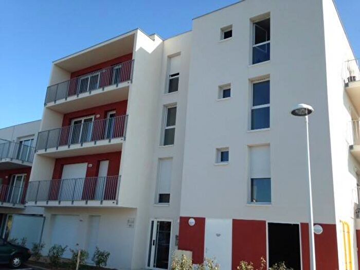 Sainte Pezenne, Niort : Appartement 3 pièces à louer