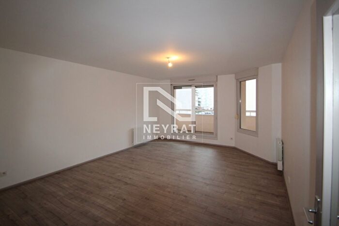 Appartement à louer - Chalon-sur-Saône, La Citadelle - 3 pièces - 2 chambres