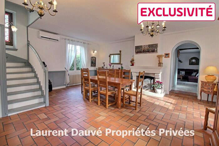 Maison à vendre - Orléans, La Binoche - 7 pièces - 5 chambres