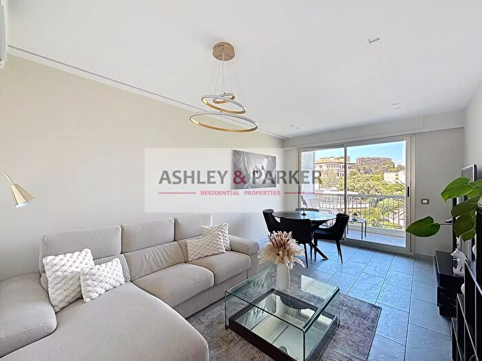 Appartement à vendre - Nice, Fabron - 2 pièces - 1 chambre