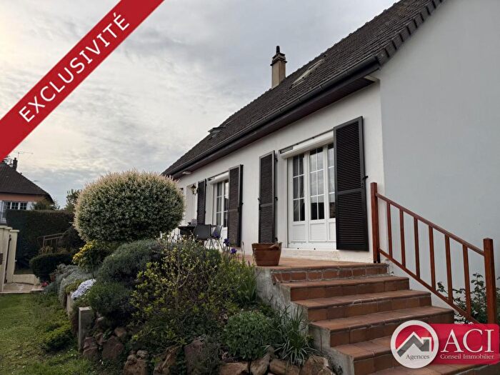 Sainte-Geneviève : Maison 5 pièces à vendre