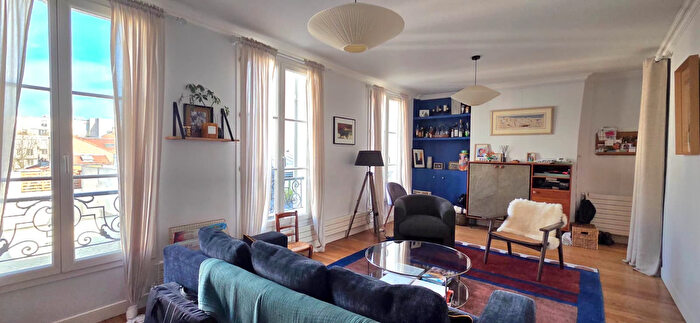 Appartement à louer - Levallois-Perret, Trézel - 3 pièces - 2 chambres