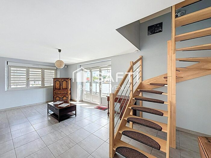 Maison à vendre - Thionville, Guentrange - 7 pièces - 5 chambres