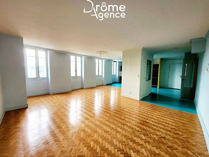 Saint-Marcel-lès-Valence : Appartement 5 pièces à louer