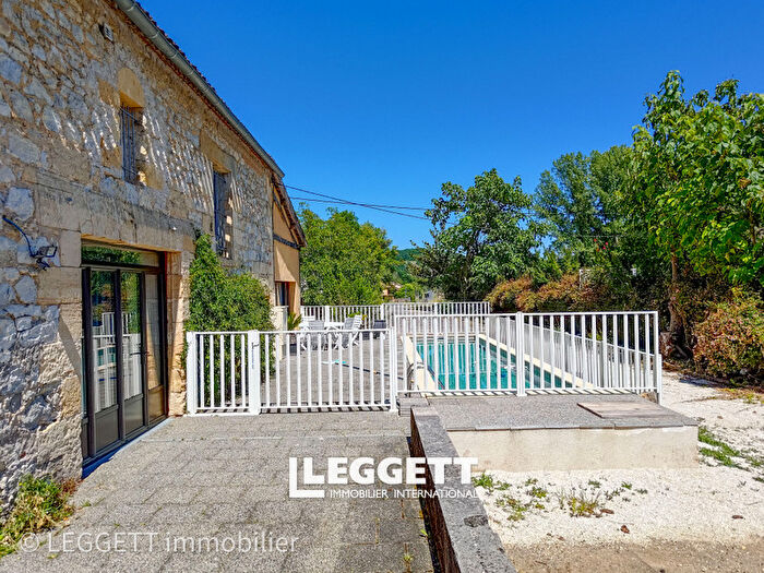 Maison 10 pièces à vendre à Saint-Cyprien