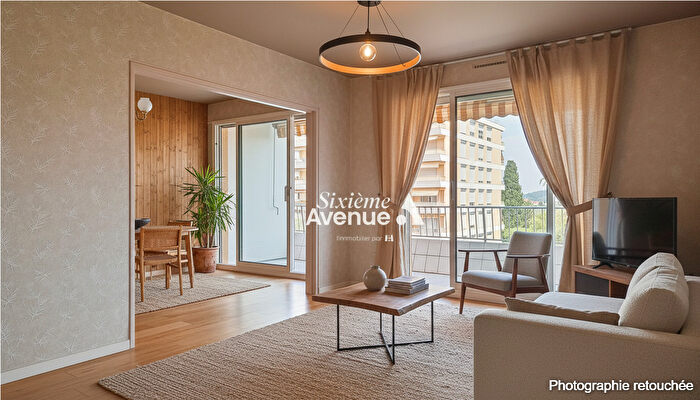 Grasse, Saint-Claude : Appartement 3 pièces à vendre
