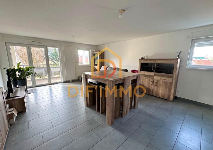 Appartement à vendre - Hégenheim - 4 pièces - 3 chambres