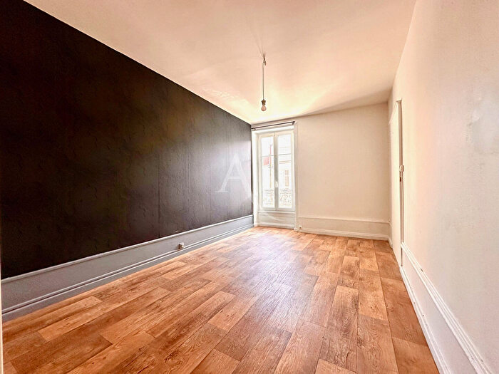 Appartement à vendre - Lunéville, Centre-ville, Château - 4 pièces - 2 chambres