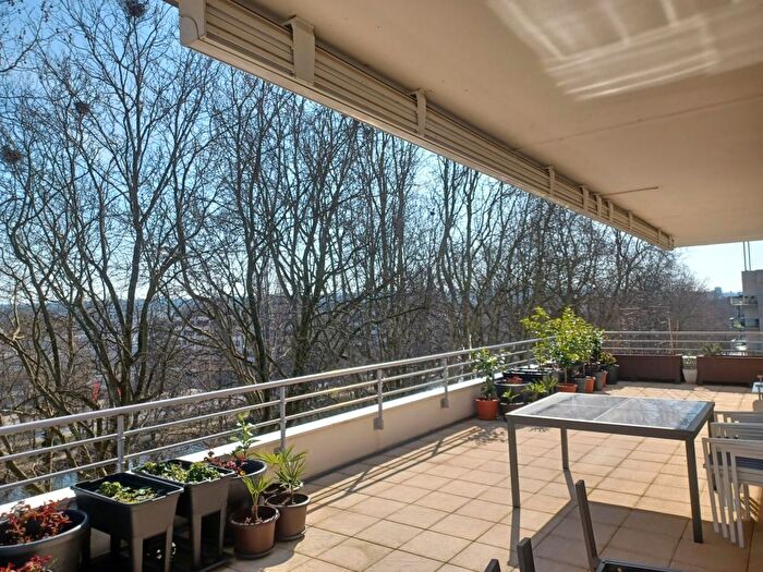 Appartement à vendre - Mulhouse - 5 pièces - 3 chambres