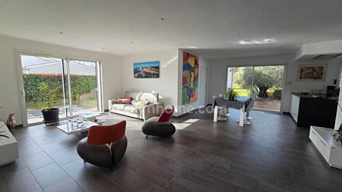 Maison à vendre - Saucats - 6 pièces - 4 chambres