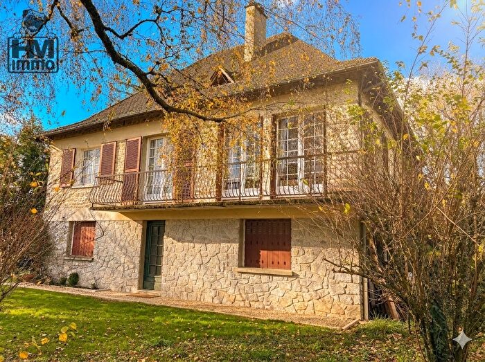 Maison à vendre - La Geneytouse - 8 pièces - 6 chambres