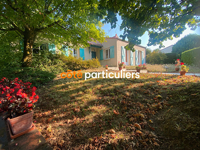 Maison à vendre - Les Herbiers, Centre-ville, Le Grand Fief - 5 pièces - 4 chambres