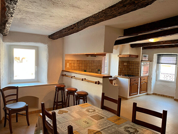 Maison à louer - Le Cheylard - 3 pièces - 2 chambres