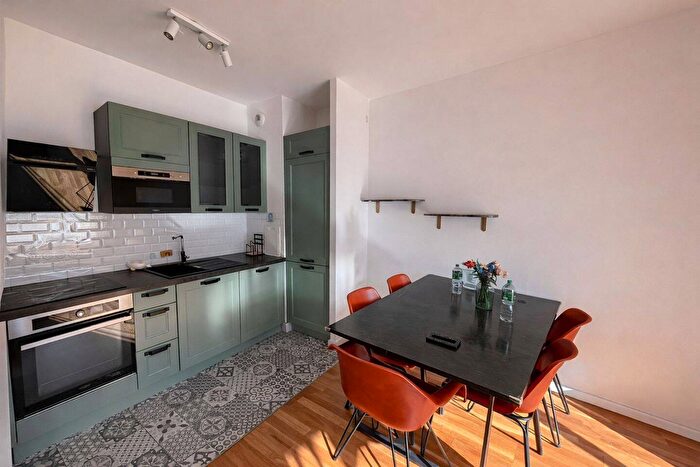 Appartement à louer - Rueil sur Seine-Plaine-Gare, Rueil-Malmaison - 2 pièces - 1 chambre