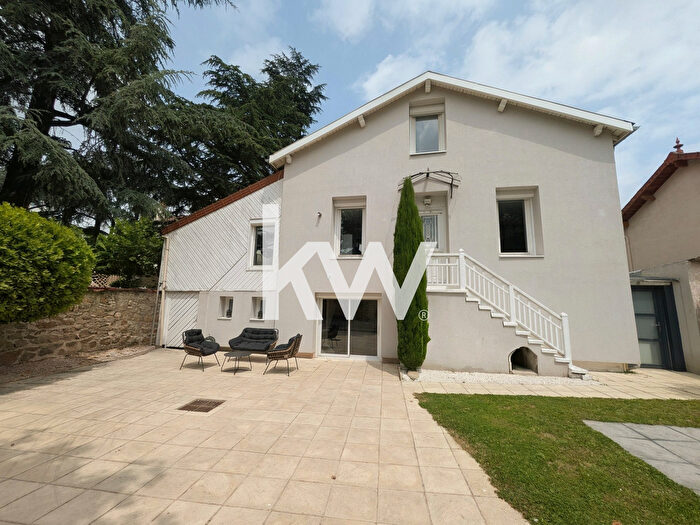 Maison 5 pièces à vendre à Andrézieux-Bouthéon