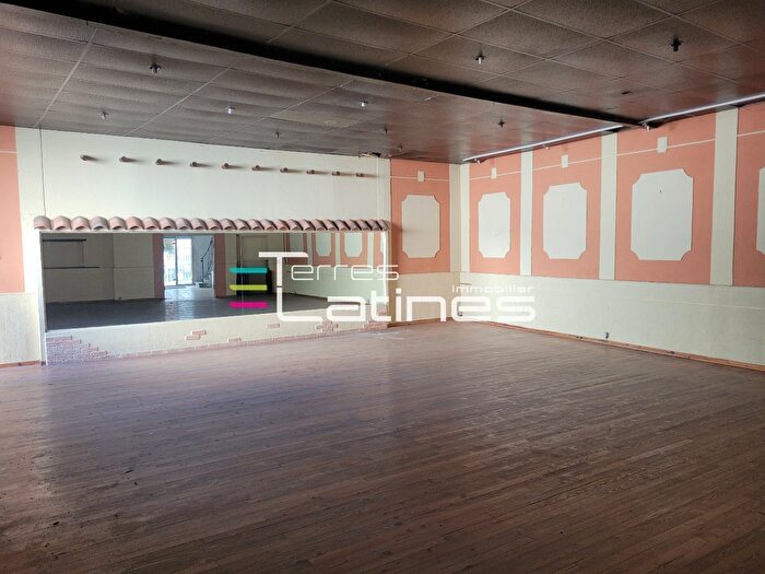 Maison à vendre - Nîmes, Gare - 5 pièces