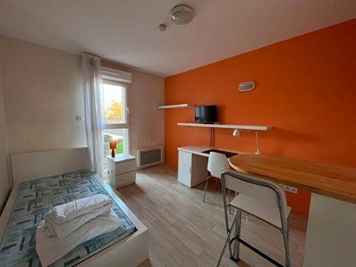 Appartement à louer - Capucins, Compiègne - 1 pièce
