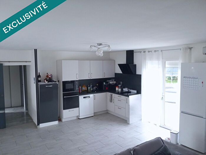 Maison à vendre - Saint-André-de-Lidon - 3 pièces - 2 chambres