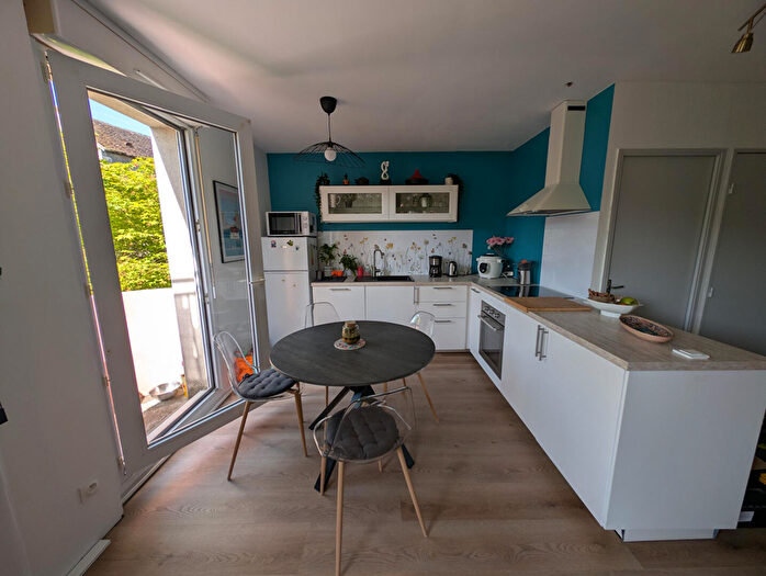 Appartement 3 pièces à Bourges, Centre-ville, Charlet, Lahitolle, Pignoux, Sembat, à louer