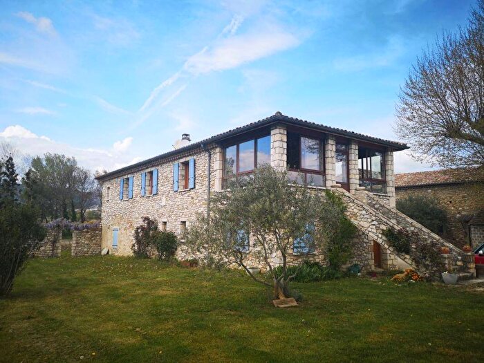 Maison 5 pièces à Marsanne, à louer