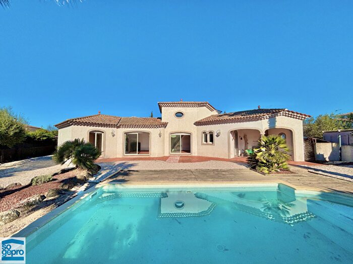 Maison à vendre - Agde, Le Grau dAgde - 6 pièces - 4 chambres