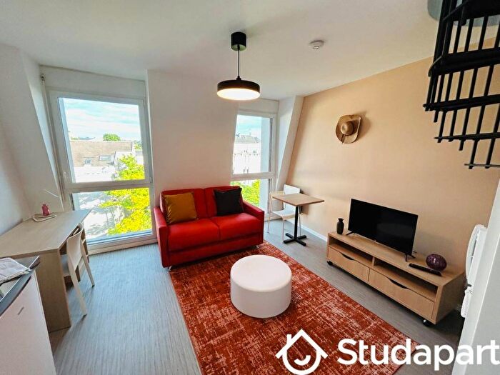 Appartement à louer - Barbâtre-Saint Remy-Verrerie, Reims - 2 pièces - 1 chambre