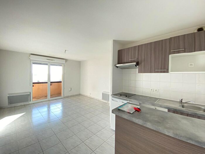 Appartement à louer - Saint-Saulve - 2 pièces - 1 chambre