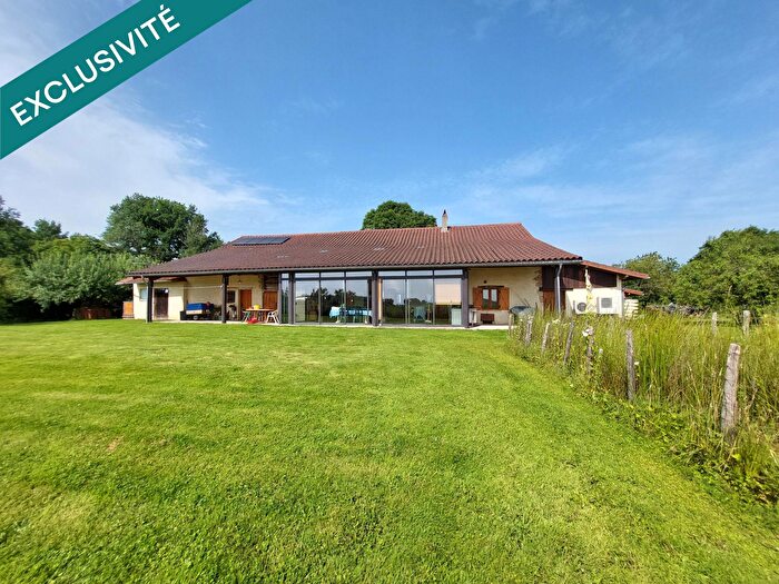 Maison à vendre - Saint-Trivier-de-Courtes - 5 pièces - 2 chambres