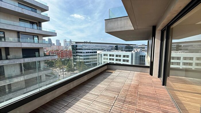 Colombes, Charles de Gaulle : Appartement 3 pièces à louer