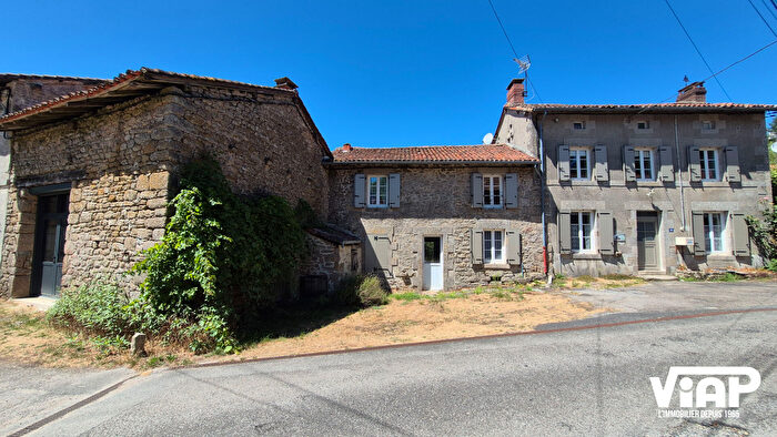 Maison 9 pièces à vendre - Compreignac