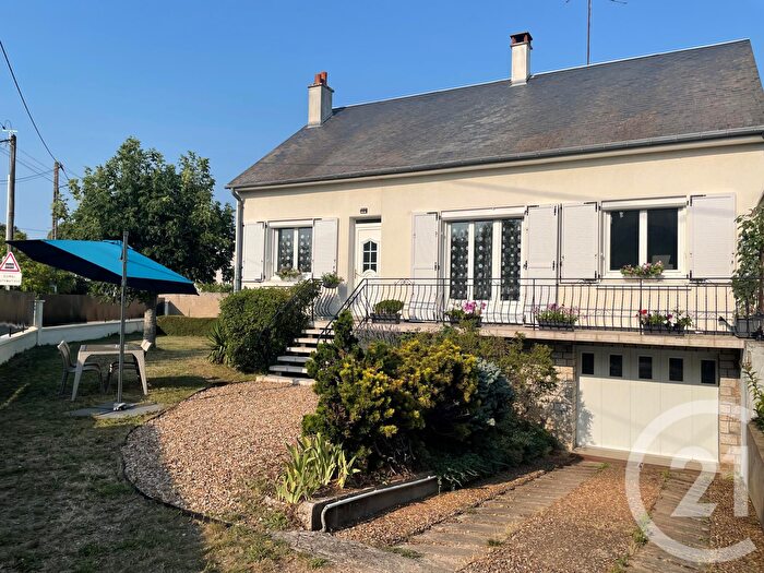 Maison à louer - Orléans, Saint-Marc, Faubourg Bourgogne - 4 pièces - 3 chambres