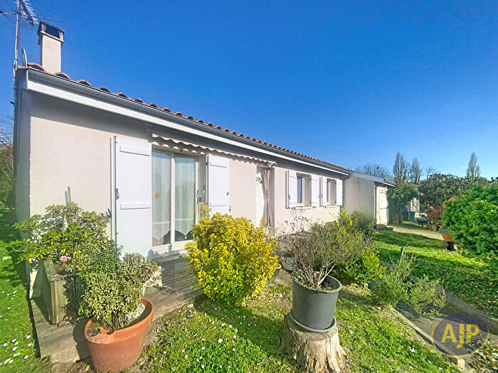 Maison à vendre - Ambarès-et-Lagrave, La Blanche, Bernatet, Saint-Denis, Chemin de Vie, Garlop - 5 pièces - 3 chambres