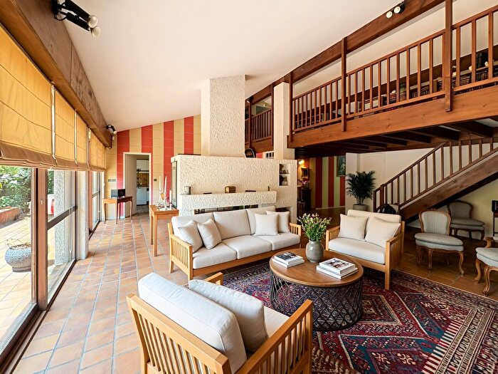 Mérignac, Centre-ville : Maison 7 pièces à vendre