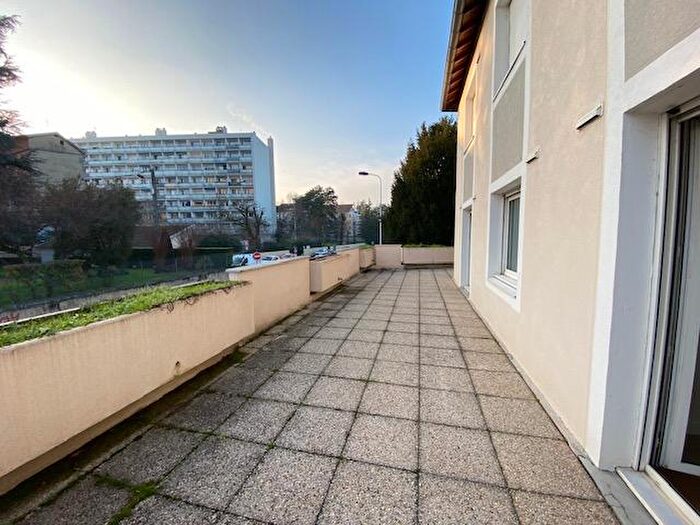 Appartement à louer - Lyon e , Champvert, Gorge de Loup - 3 pièces - 2 chambres