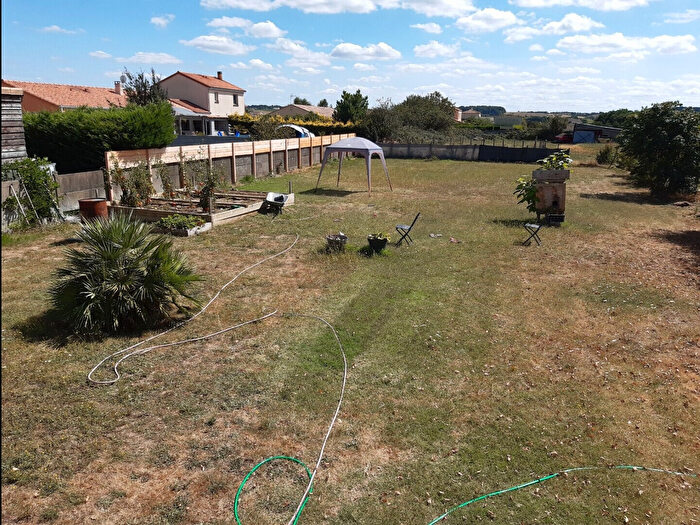 Maison à vendre - Le Marillais - 5 pièces - 3 chambres