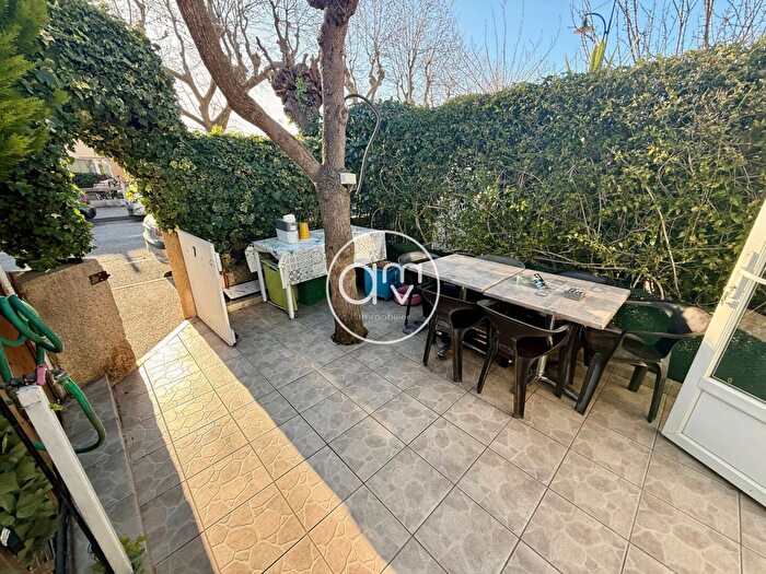 Appartement à louer - Hyères - 2 pièces - 1 chambre